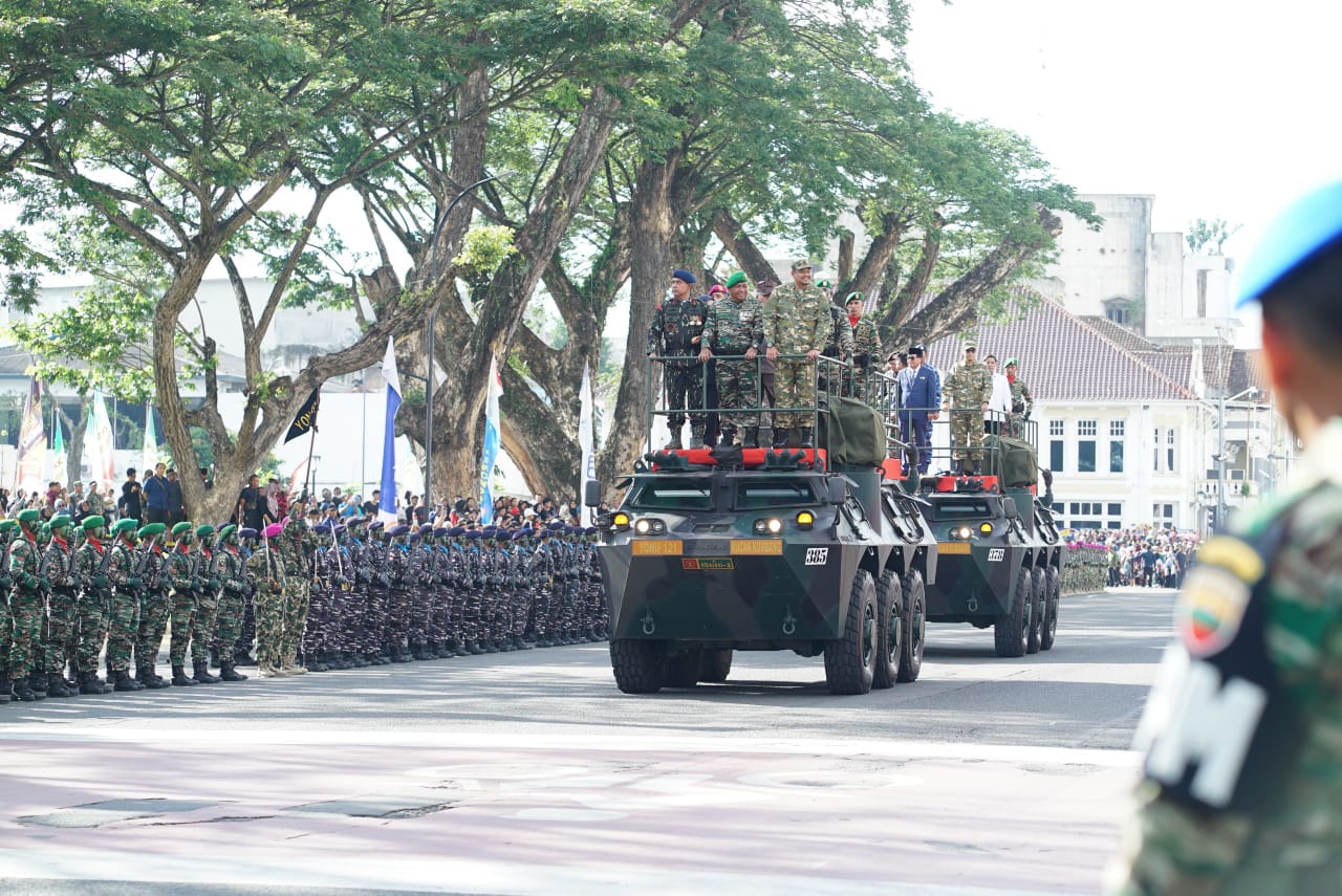 Kajati Sumut Dr.Harli Siregar Hadiri Upacara Peringatan HUT TNI Ke-80 ...
